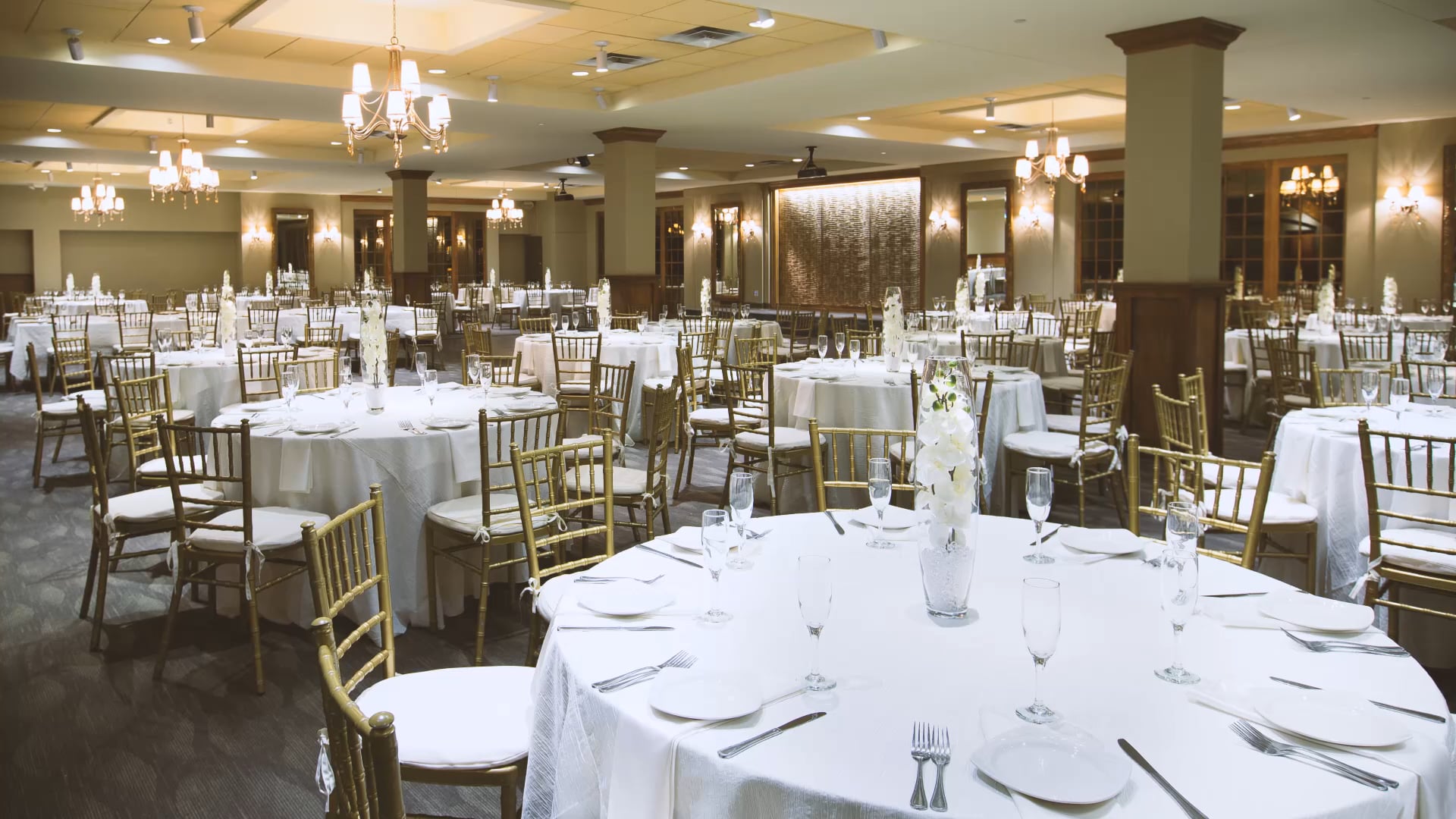 Salyers Group (Madison Event Center) - Brand Video // Lemonlight on Vimeo