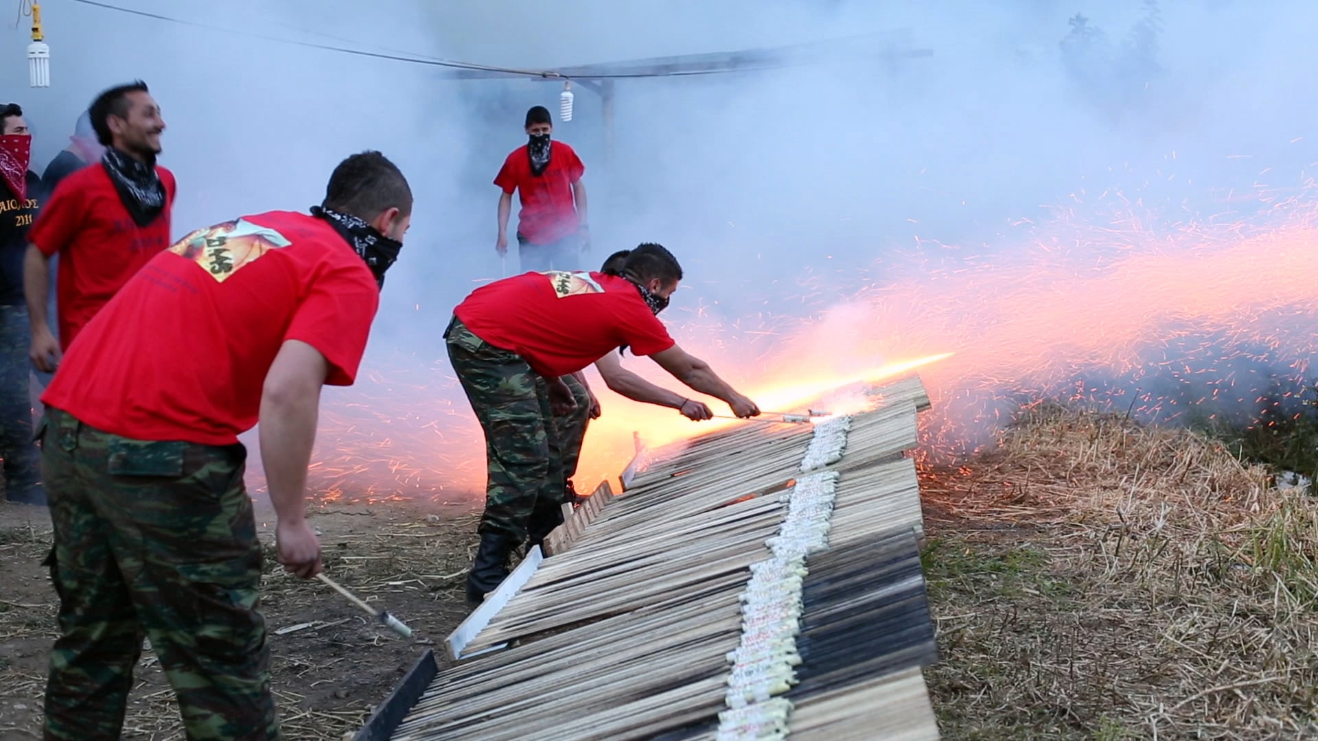This Breathtaking Greek Fireworks Battle Puts Your July 4th to Shame on ...