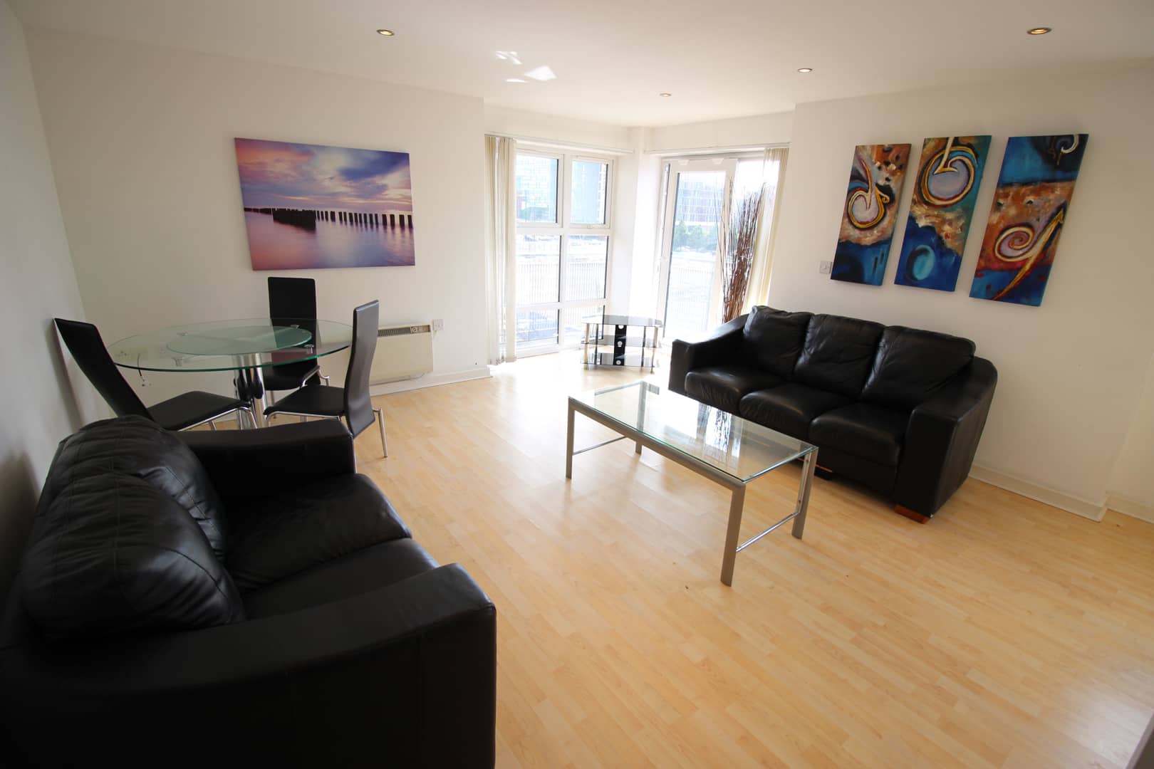 TO RENT: 2 Bed at The Linx, 25 Simpson St, Manchester, M4 4AS: £975 pcm ...