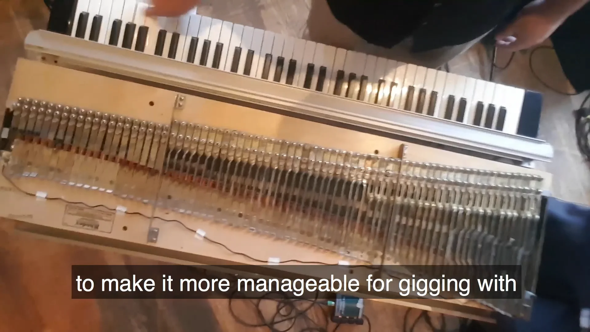 Dan Goldman and his Skinny Rhodes on Vimeo