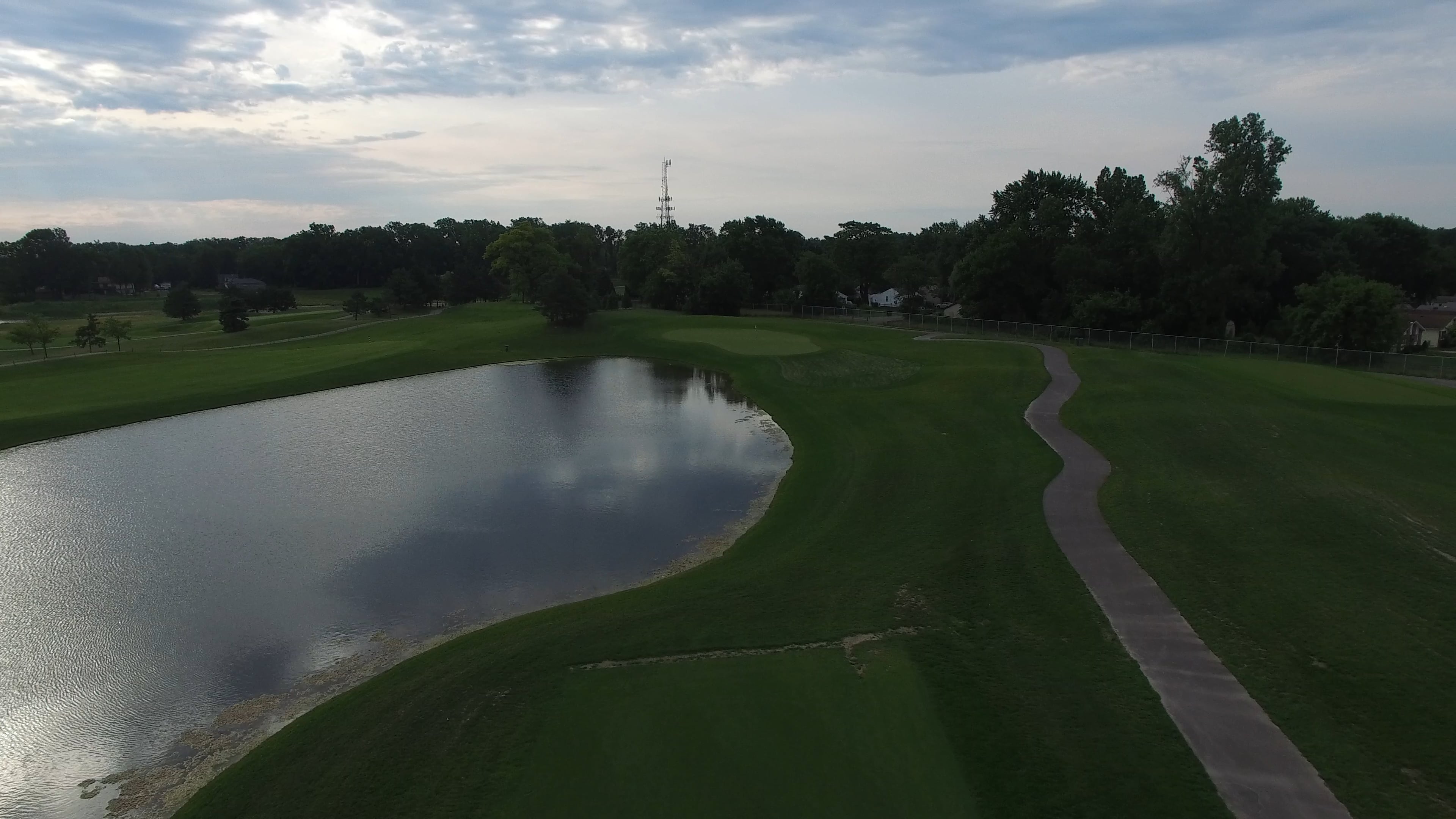 Taylor Meadows Golf Hole 11 on Vimeo