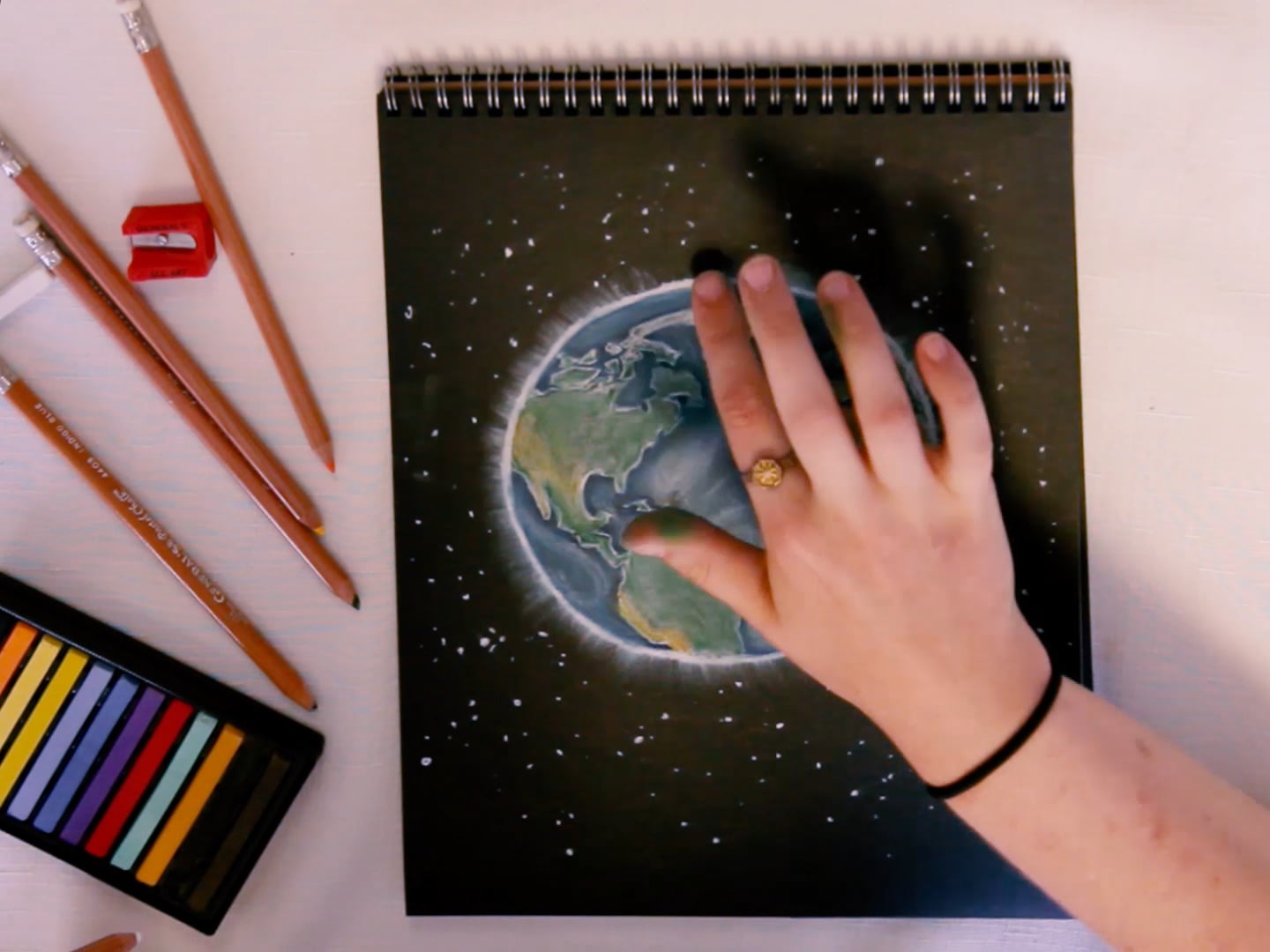 Elohim - globe drawing timelapse on Vimeo