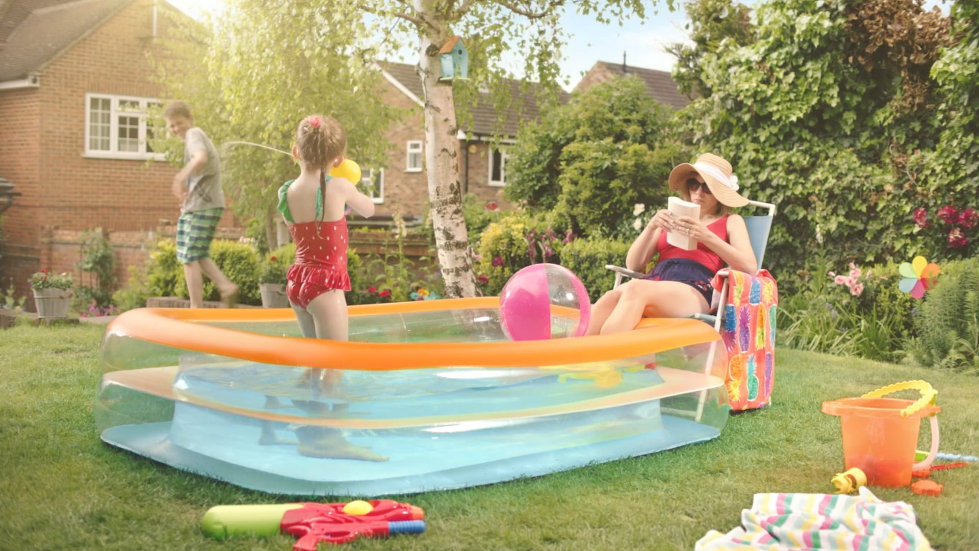 Asda - Pool, Suncare and Towels on Vimeo