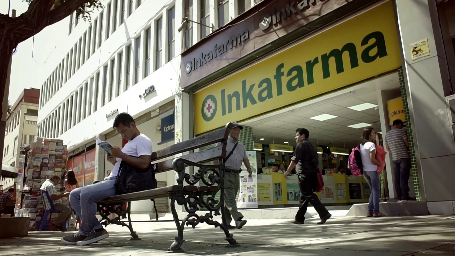 La Victoria Lab Mini Docs: Inkafarma (English)