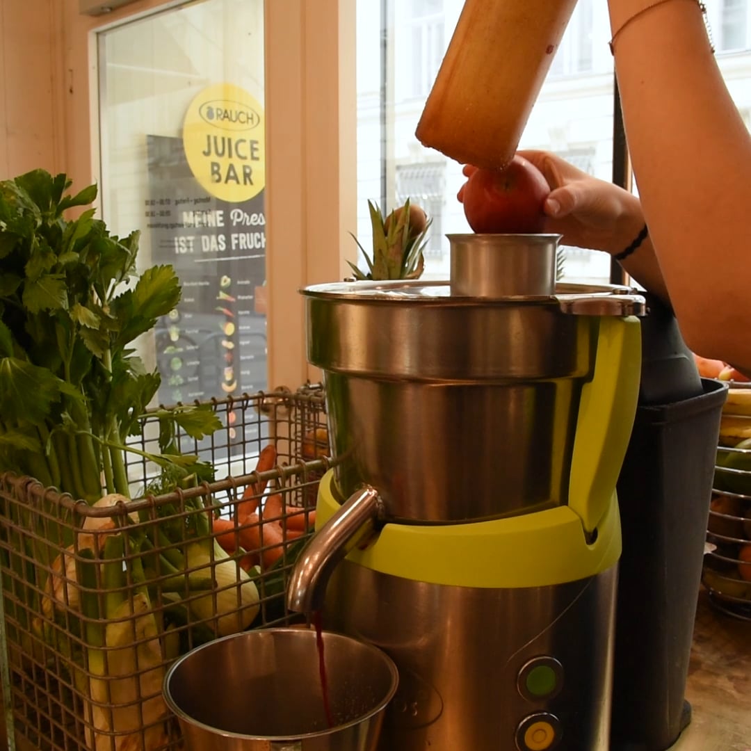 Rauch Juice Bar Rezept: Happy Hangover on Vimeo