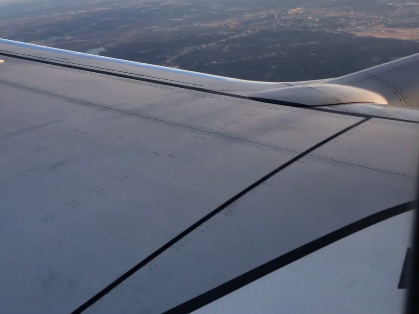 Real life footage from a crazy plane ride. on Vimeo