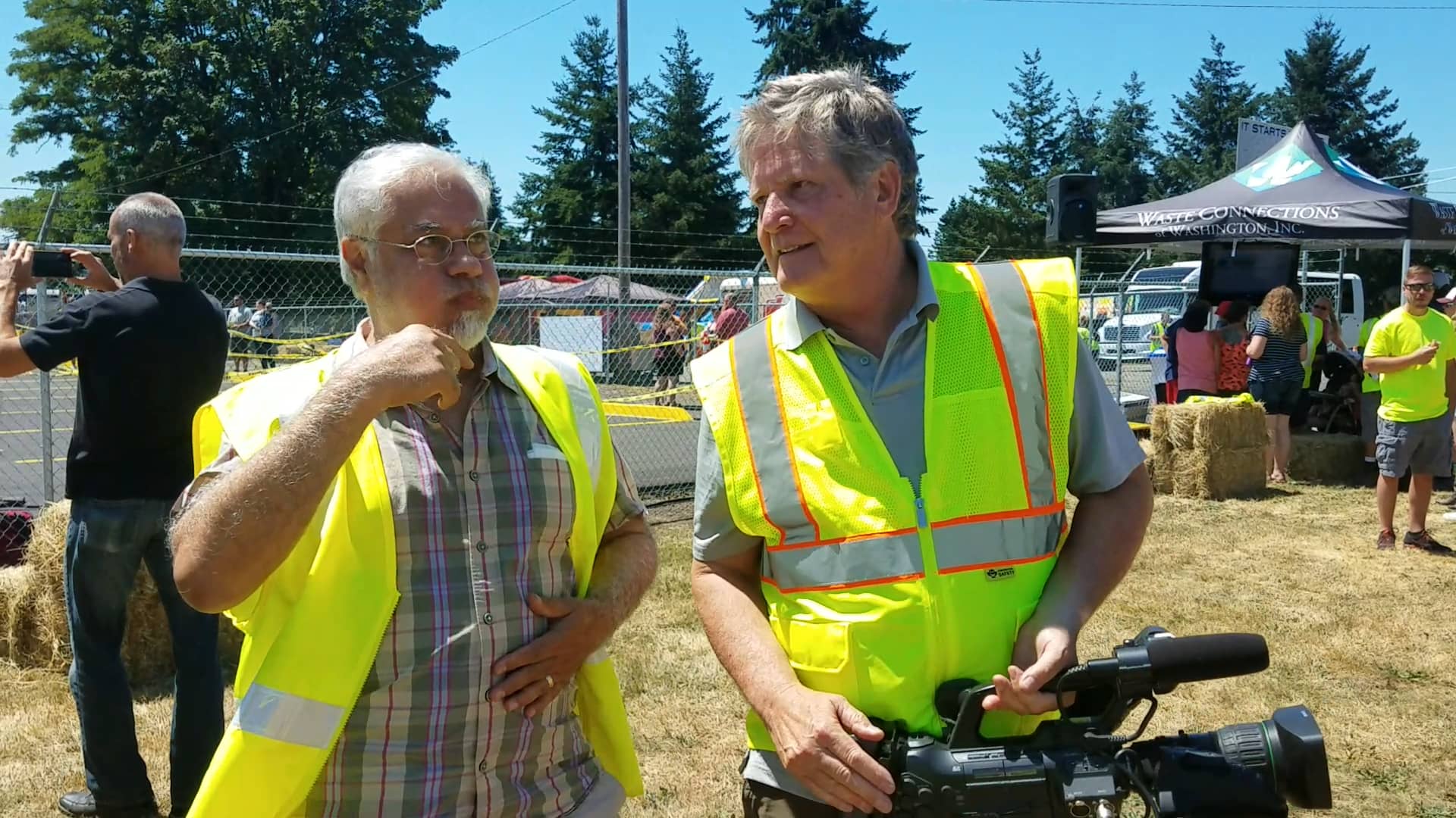 A little break from shooting.... on Vimeo