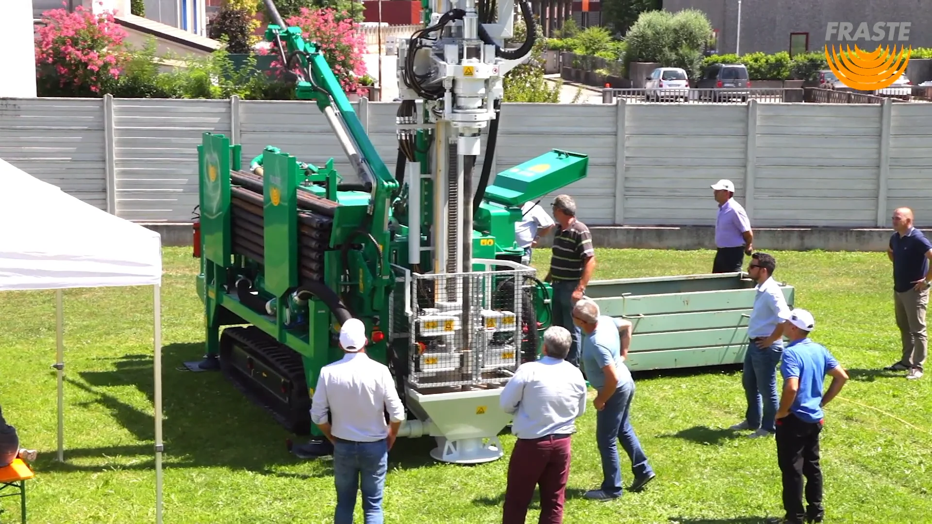 Fraste MULTIDRILL XL MAX - Geothermal loop drilling rig on Vimeo