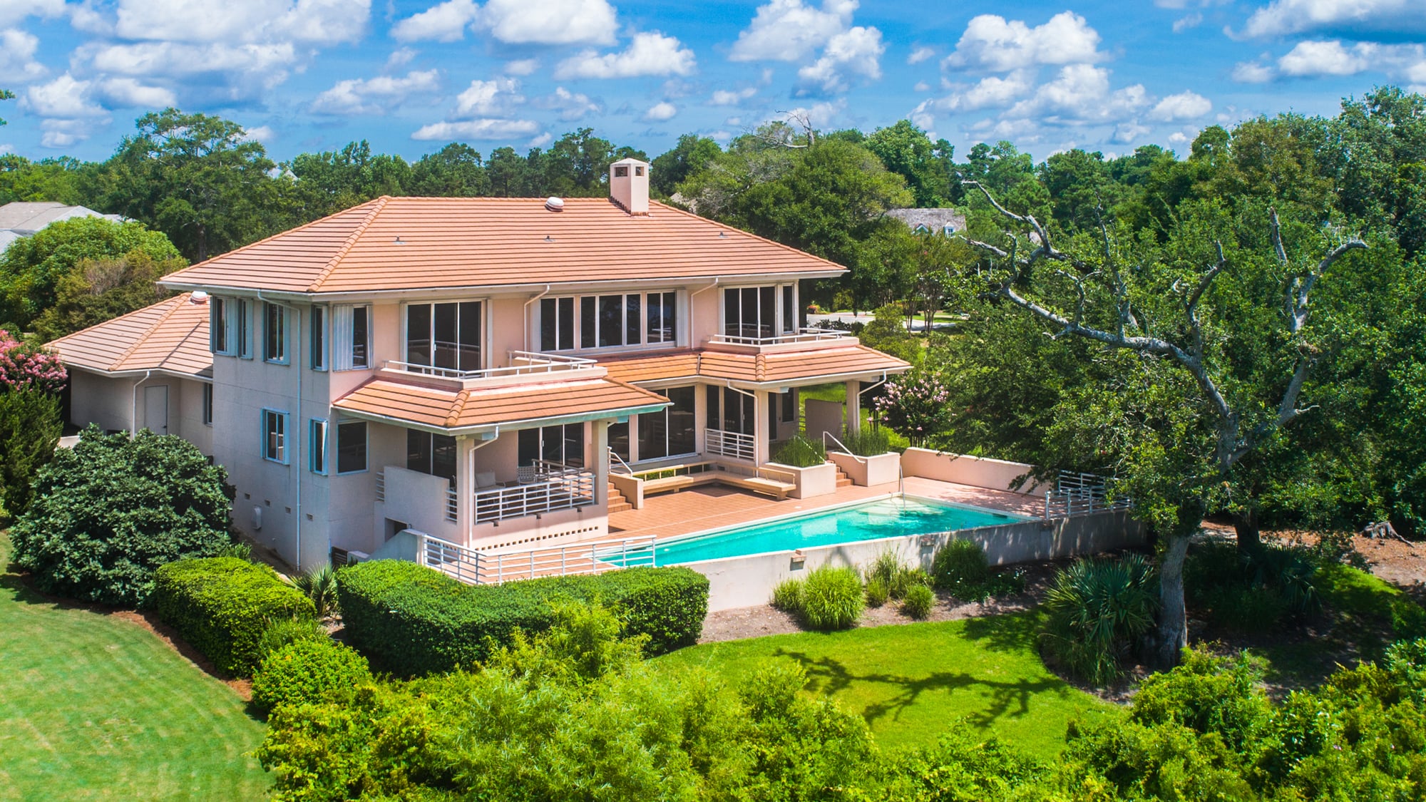 1009 Turnberry Place - 1009 Turnberry Place on Vimeo