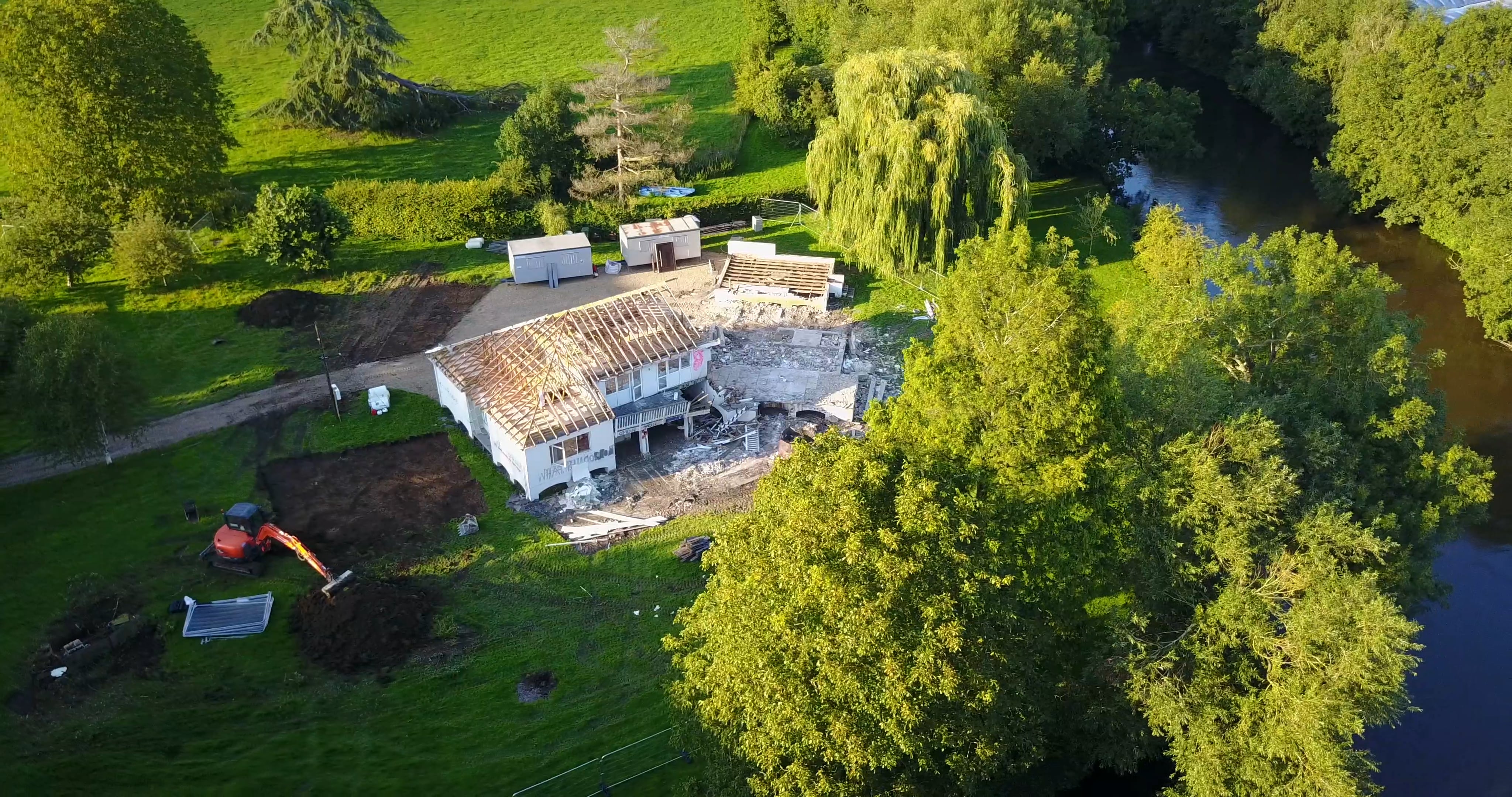 Loddon Reach House on Vimeo