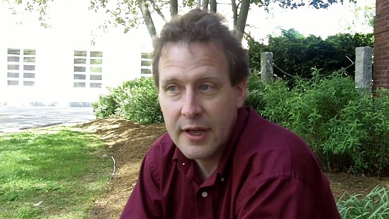 UNH Prof. Mark Henn discusses his class "Psychology, Critical Thinking ...