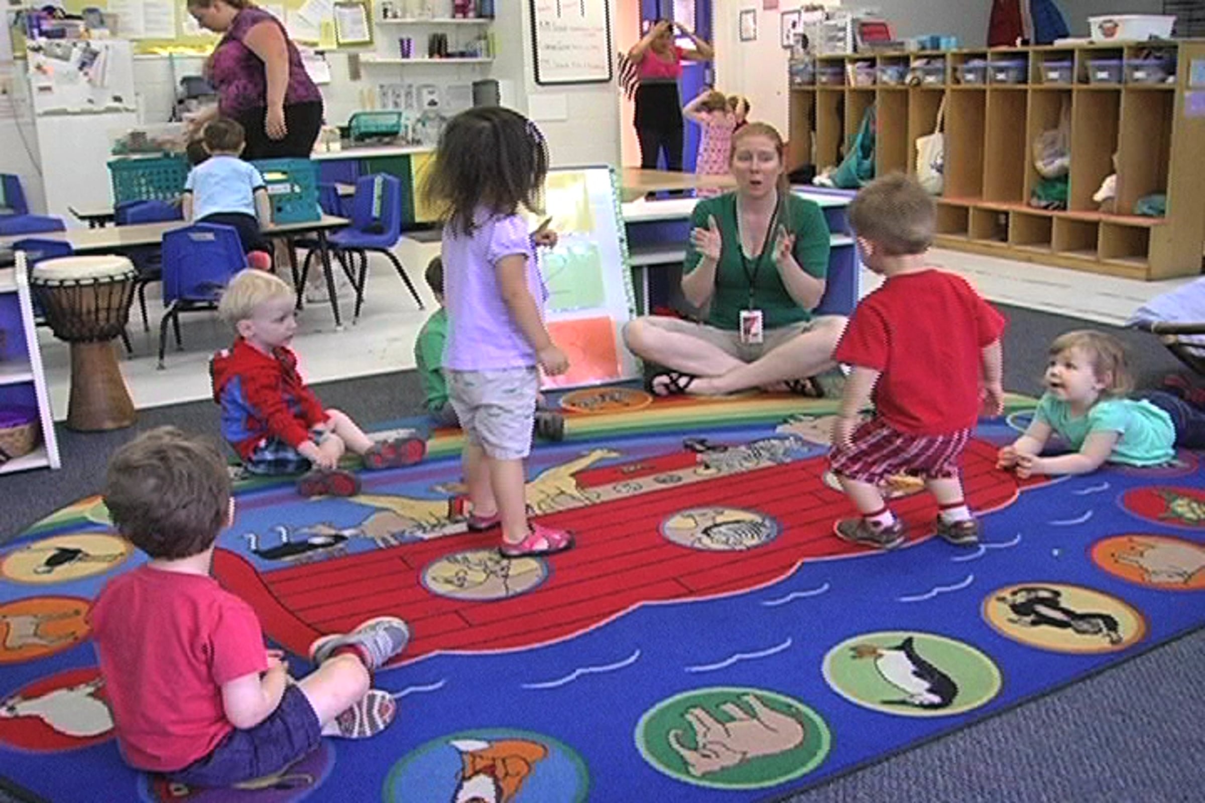 Choosing How to Move to Small-Group Time (Toddlers)