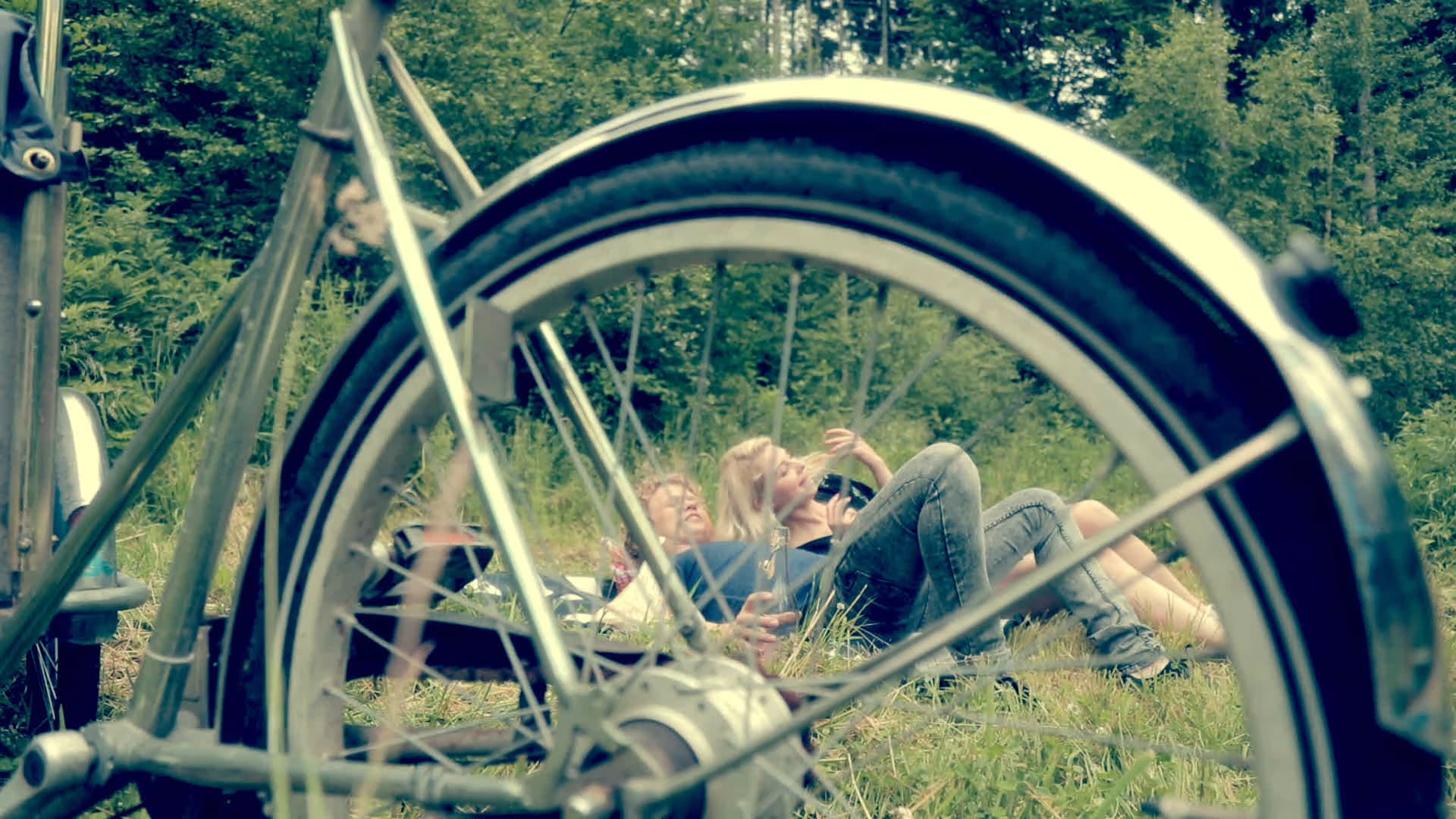 Amazing Musicvideo on Vimeo