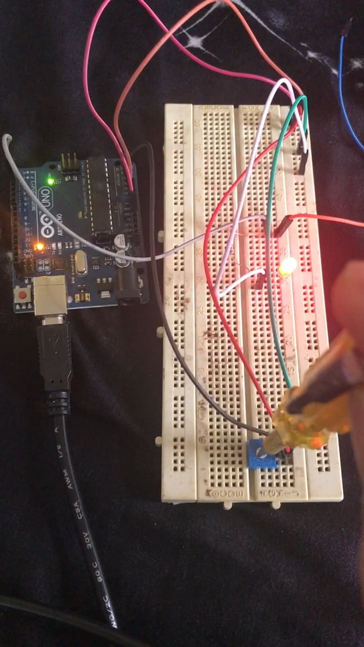 LED brightness control using potentiometer on Vimeo