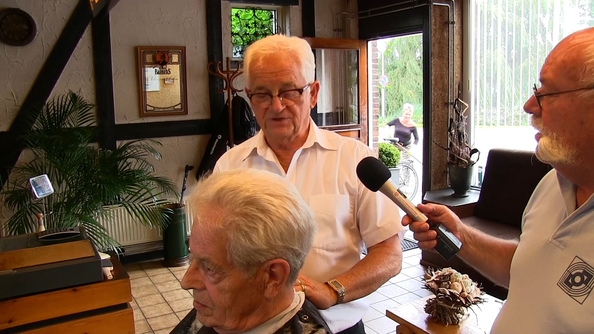 Kapper Ron Schutz neemt afscheid | Videos & Movies on Vimeo