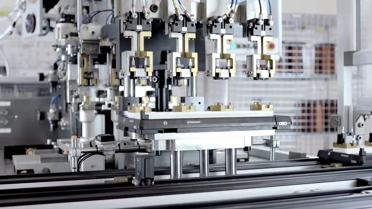 The Dyson Story- James Dyson explains- Official Dyson Video on Vimeo
