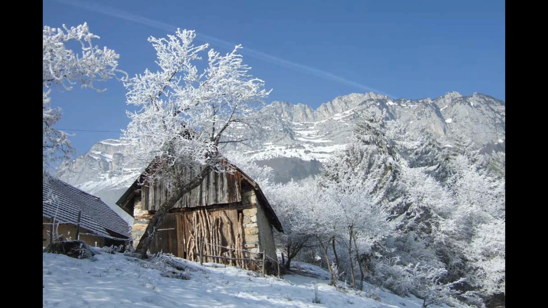 "Hiver en Isère": montage réalisé par Patrick Rottiers on Vimeo