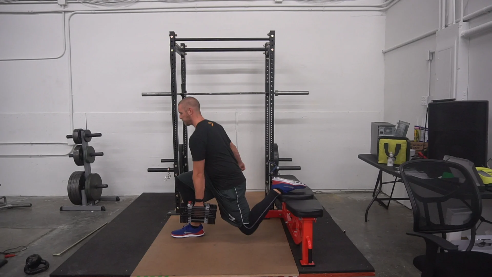 Contralateral DB Bulgarian Split Squat