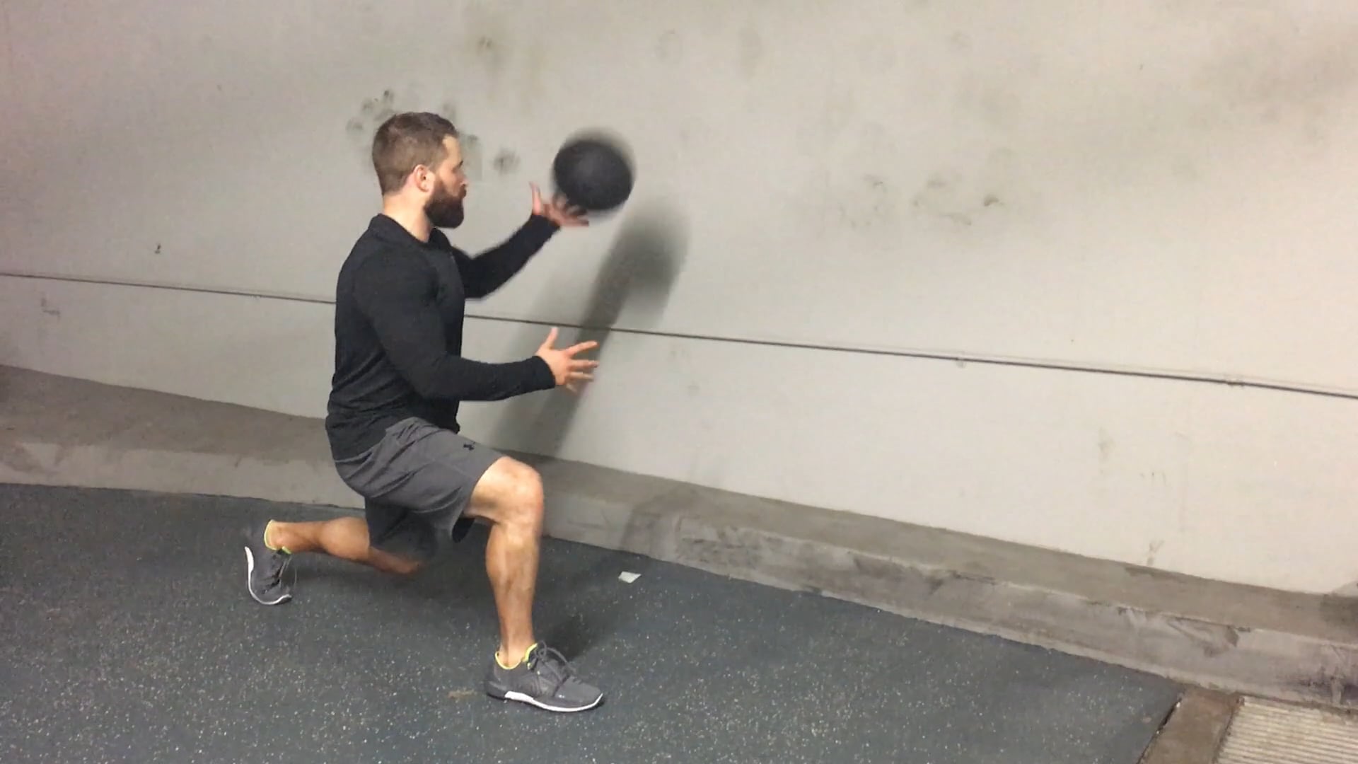 Torso: Split Stance MB Chop on Vimeo