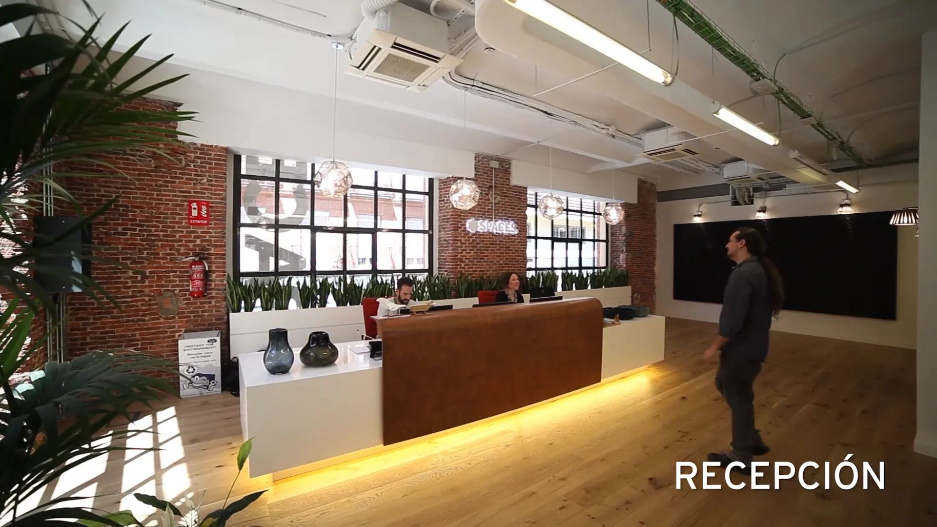 Timelapse of the making of Spaces Rio in Madrid, Spain on Vimeo