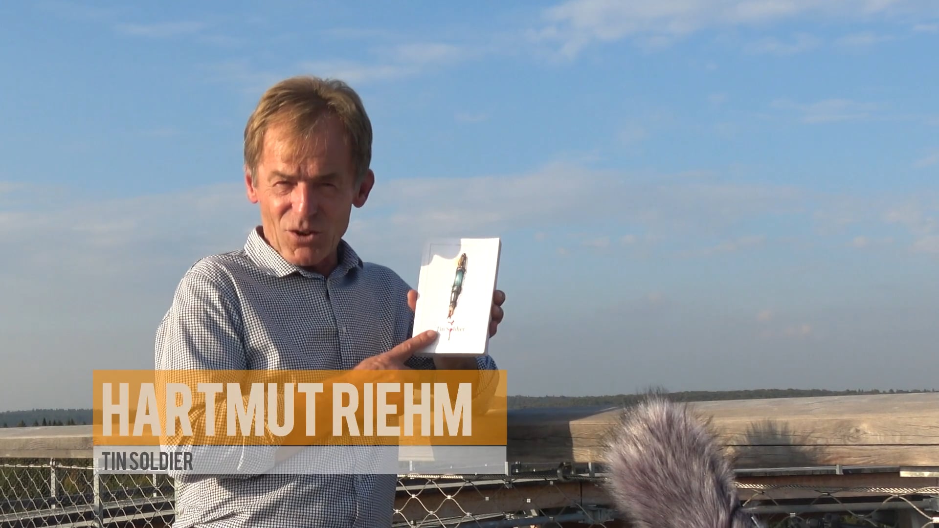 Hartmut Riehm: Tin Soldier - Buchhandlung Jakob unterwegs on Vimeo