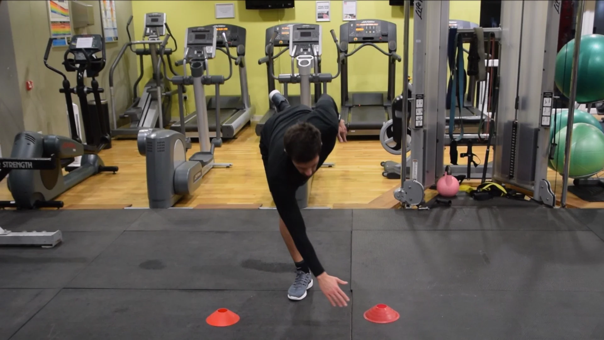 SINGLE LEG CONE REACH on Vimeo