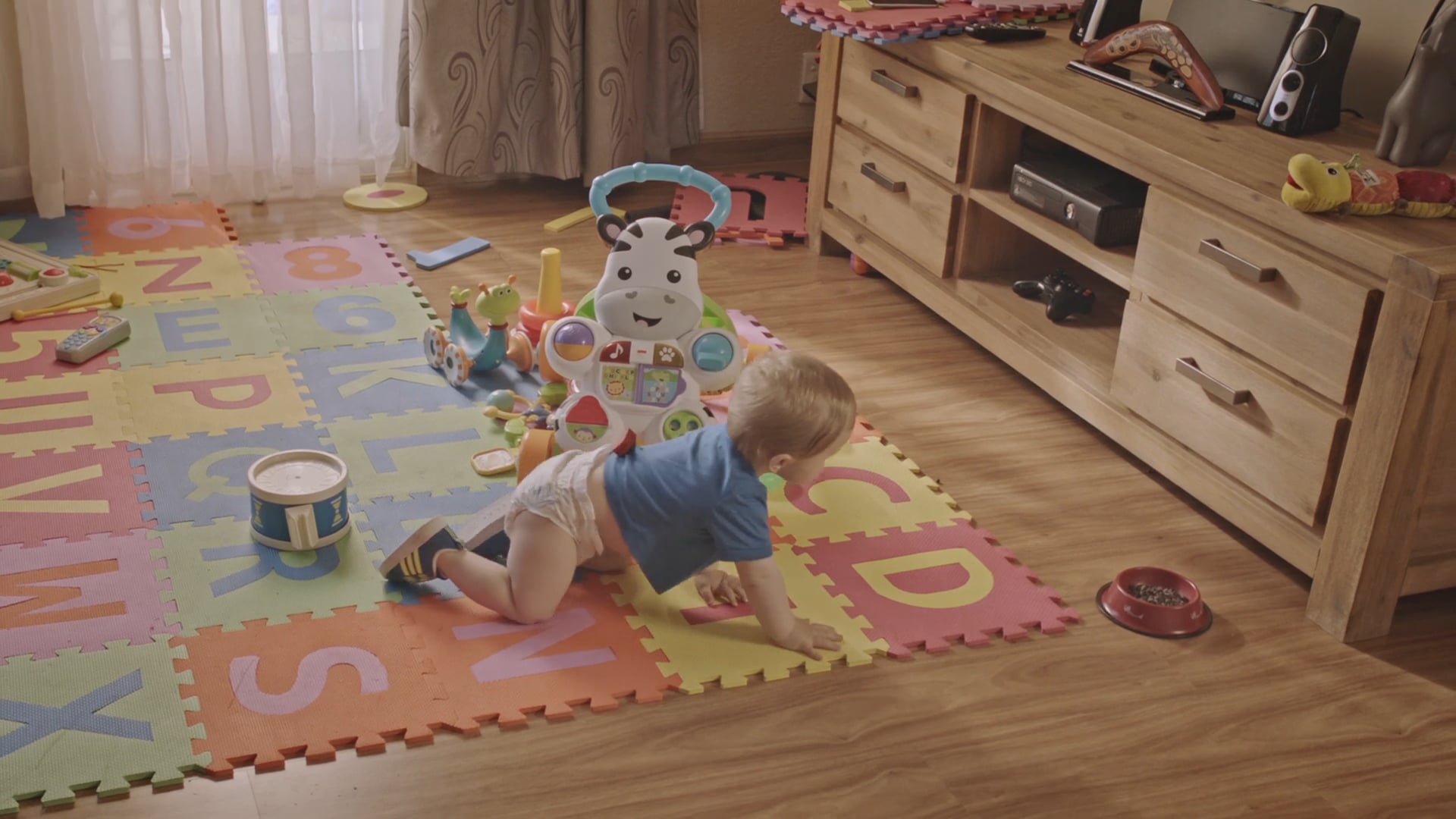 HUGGIES ALL EPISODES on Vimeo