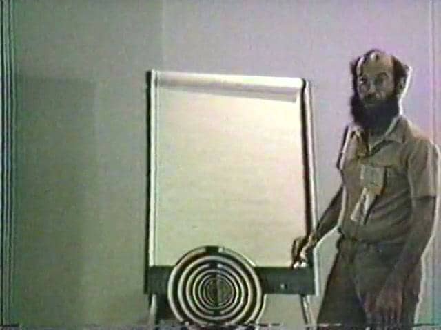 Thomas Brown, Eric Dollard and Bob Beck on the Lakhovsky MWO, U.S ...