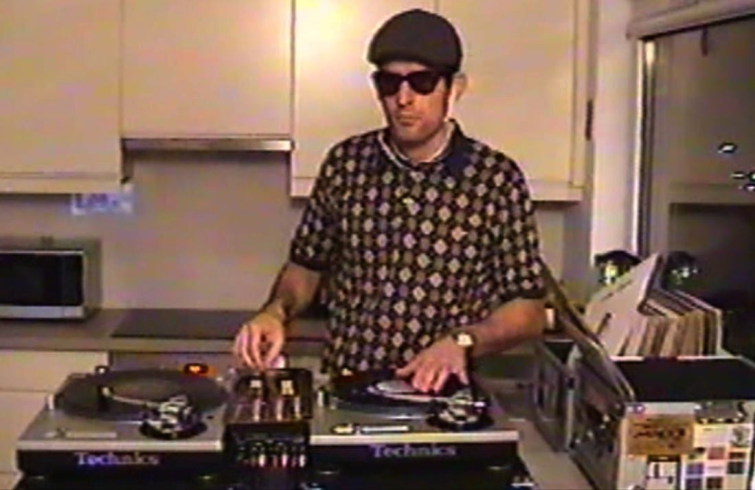 SLOW JAMS mix by DJ Luter One (100% Vinyl) on Vimeo