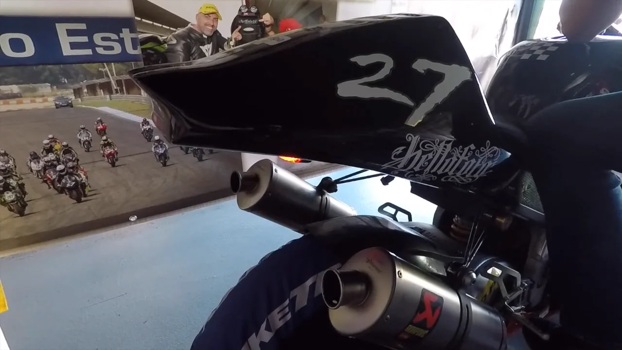 Another day at the races... on Vimeo