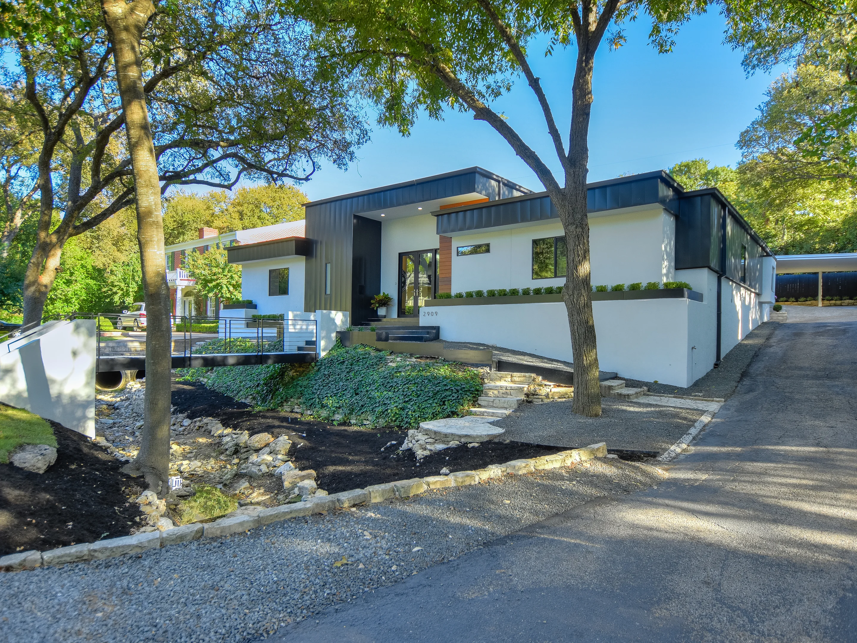 2909 Hillview Rd 30sec