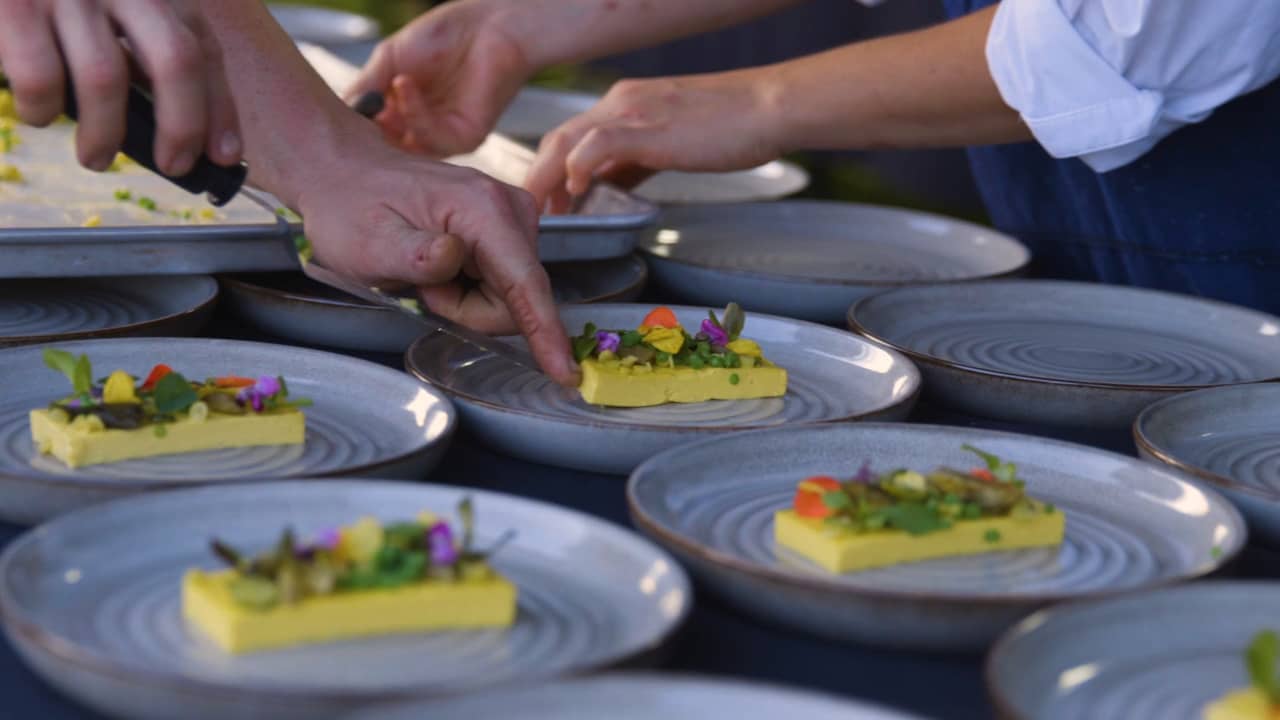 Culinary Innovation at The Chef's Garden on Vimeo