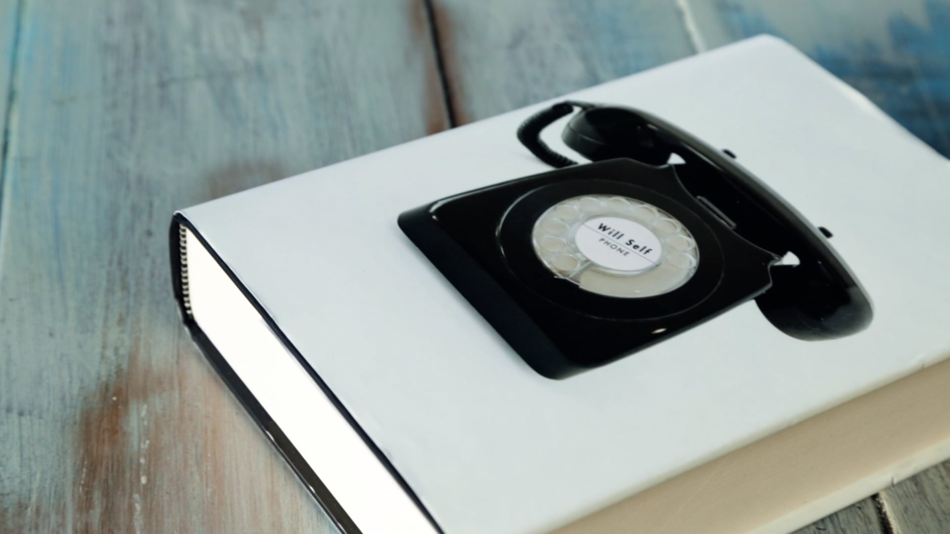 Will Self reading from his novel Phone on Vimeo