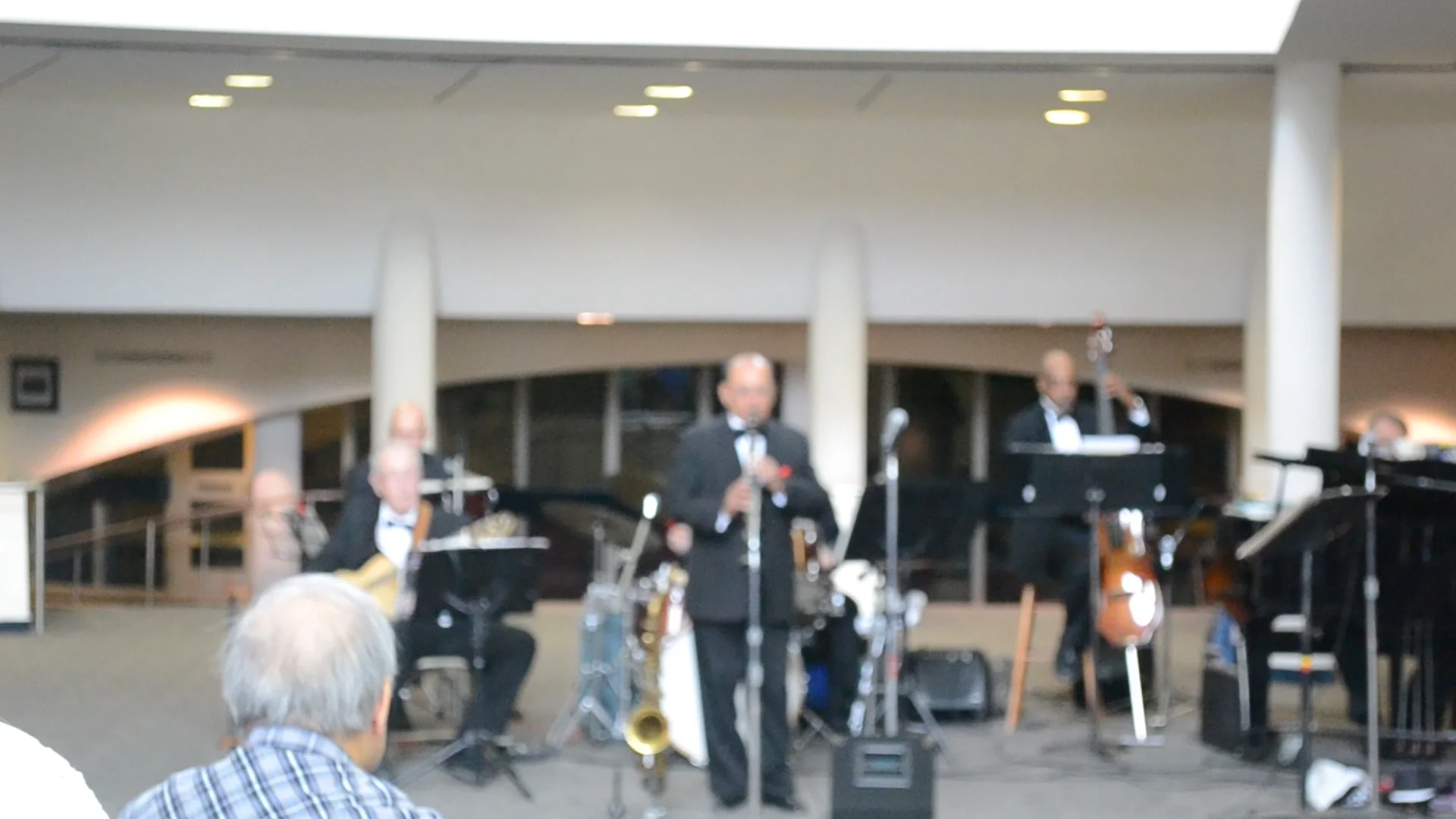 Mike Danton and his ochestra DSC_0350 on Vimeo