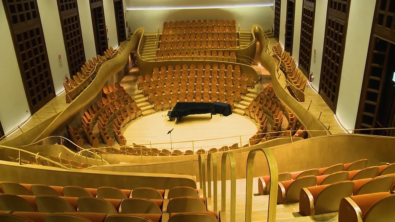 On the Road with Vic Rallo - Episode 2 - Cremona on Vimeo