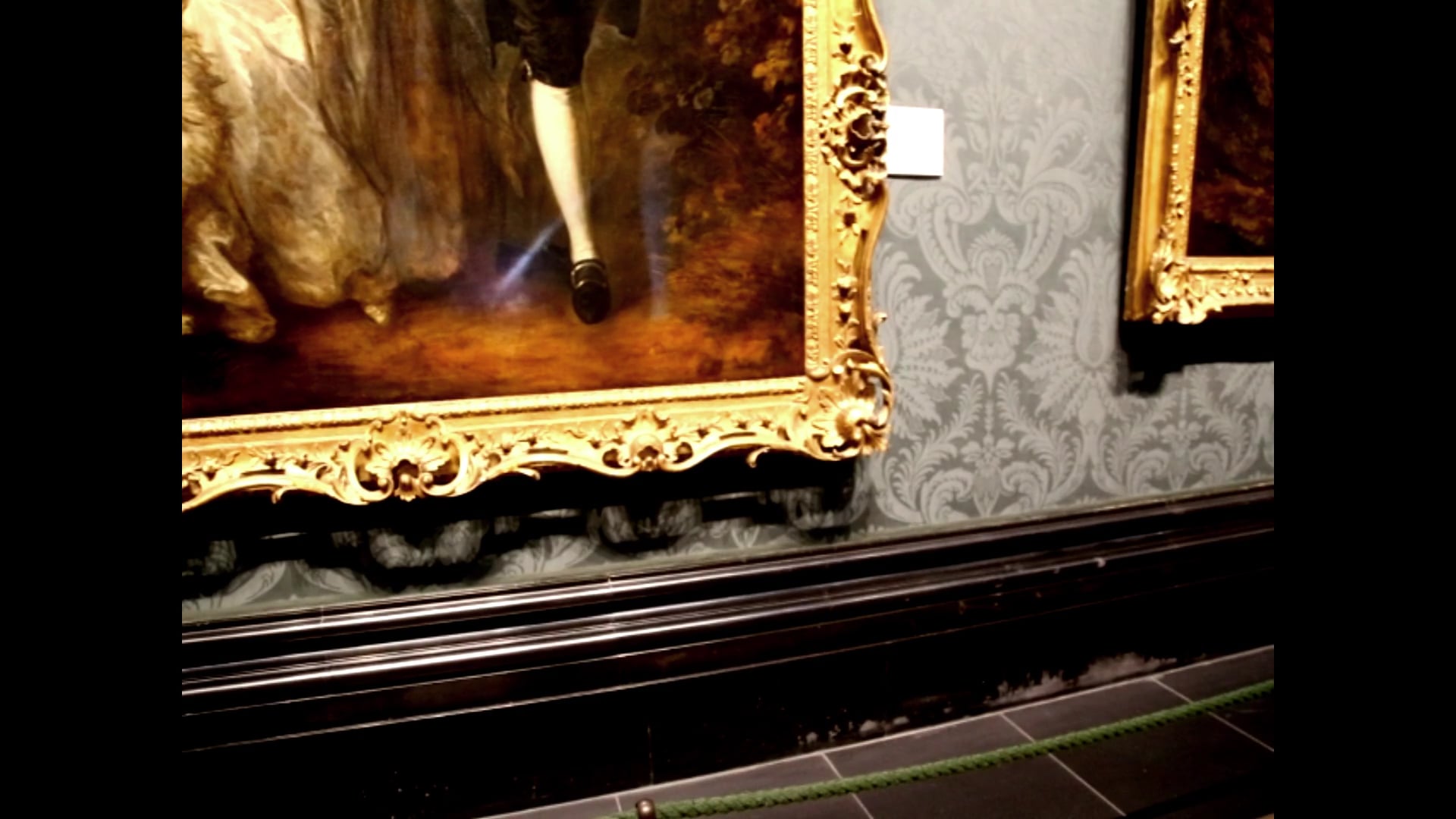 'Guerilla Documentation Yoko Ono Cut Piece II' by Luke Caulfield on Vimeo