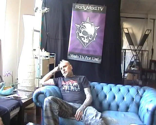 LauraOFace Interviews Samppa Von Cyborg on Vimeo