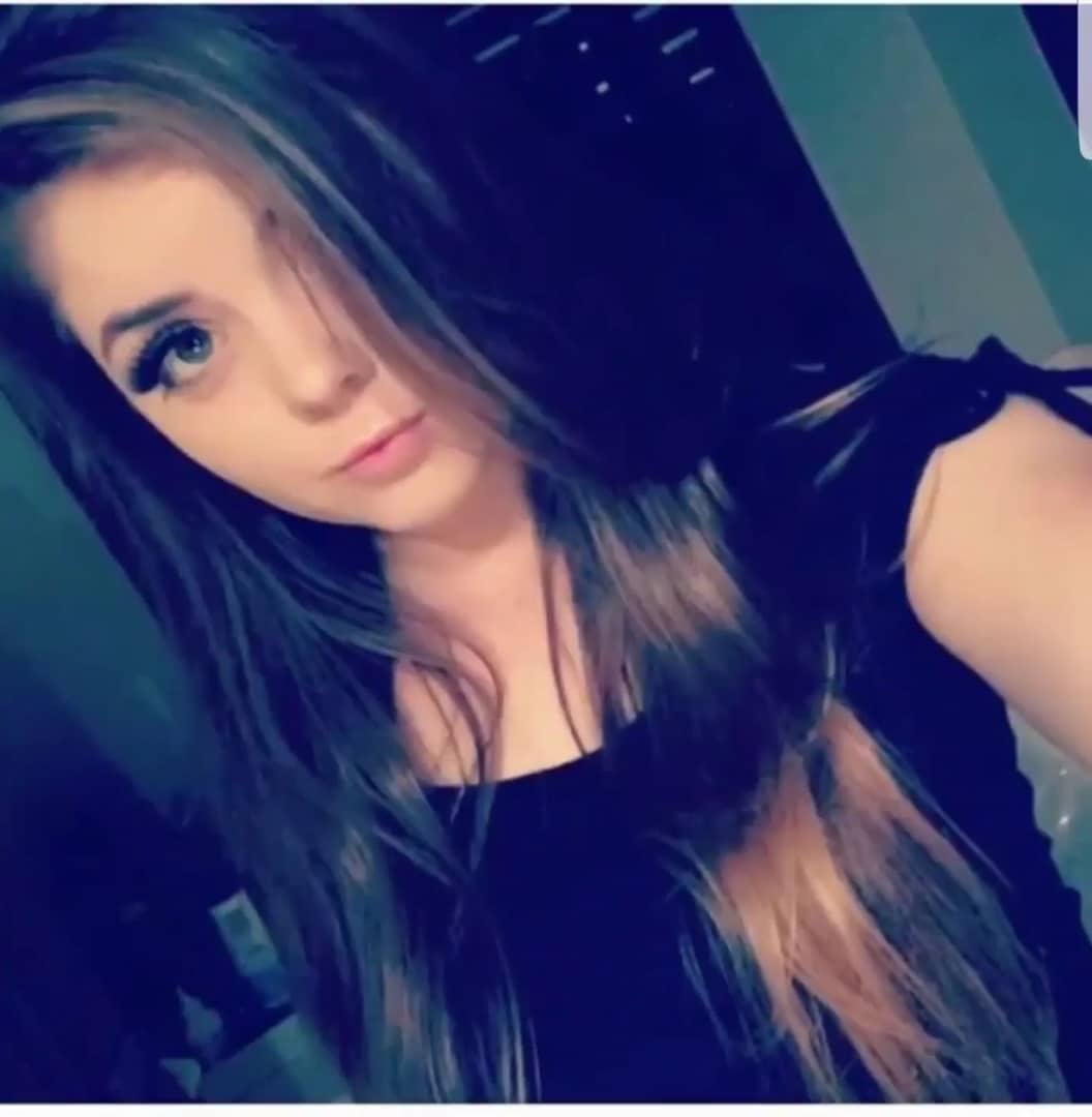 Danni Meow - black dress on Vimeo