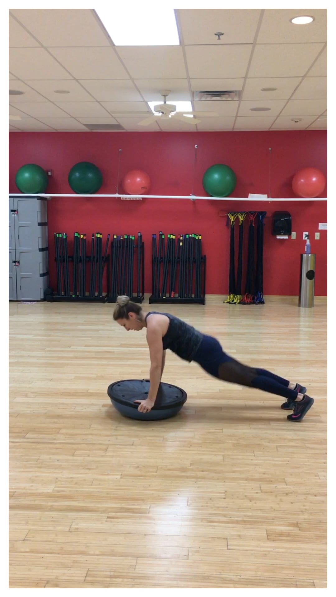 BOSU Burpee/Thruster combo on Vimeo