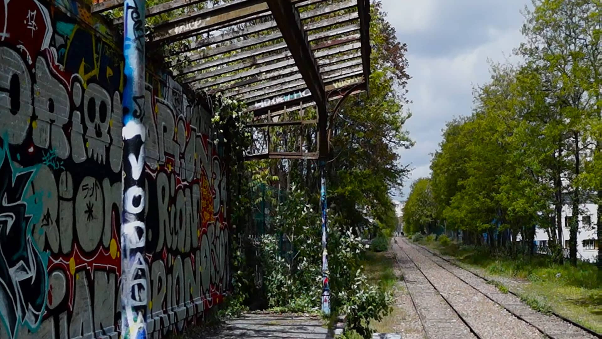 station rue d'Avron petite ceinture on Vimeo