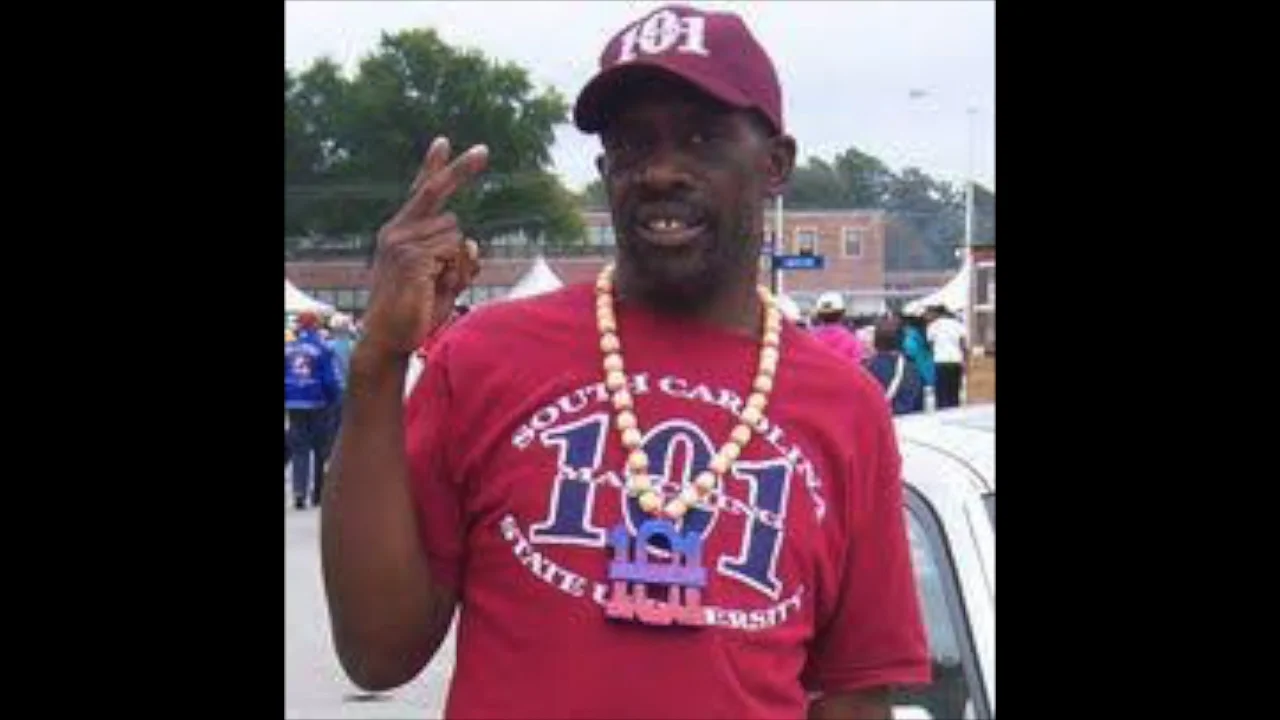 Eddie Moe on Vimeo
