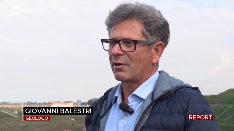 il geologo Giovanni Balestri a Report parla della Resit di Giugliano e ...