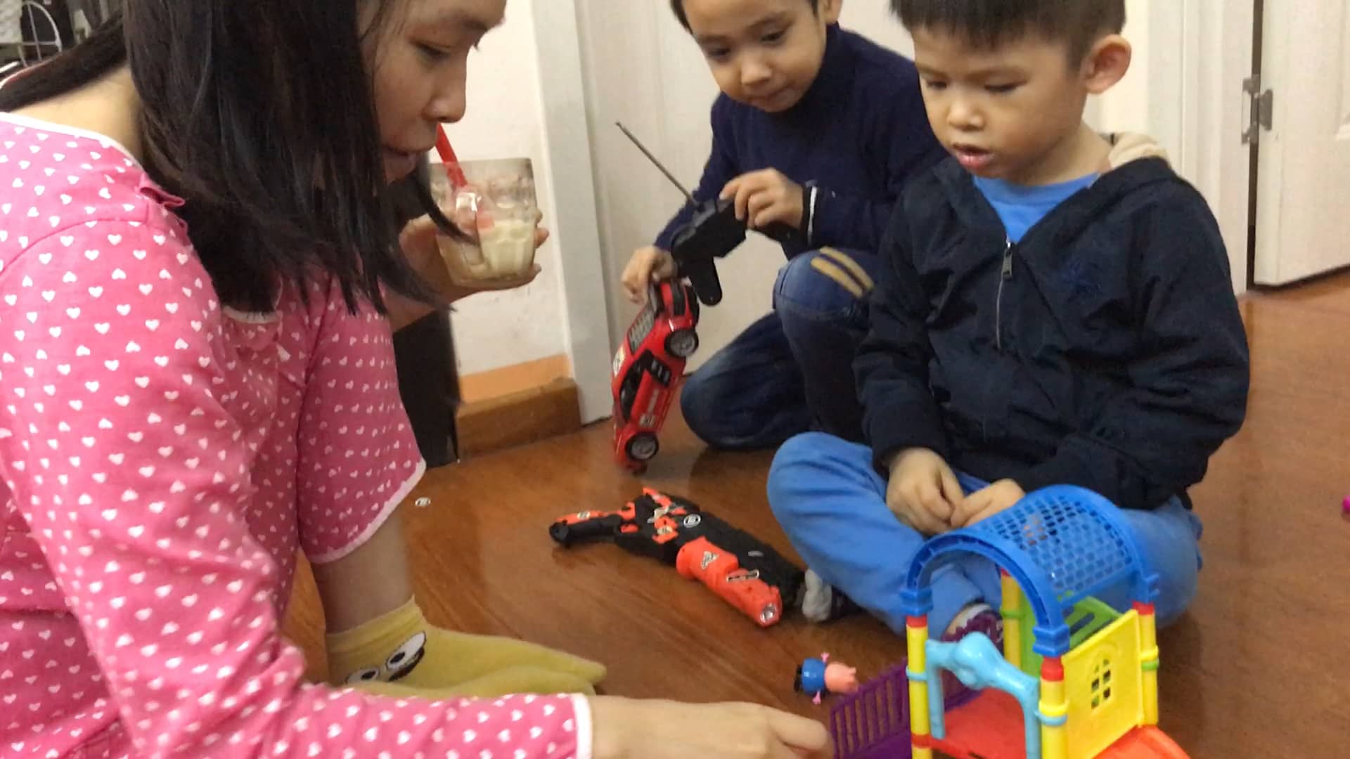 Baby Xavi play Peppa Pig toys on Vimeo