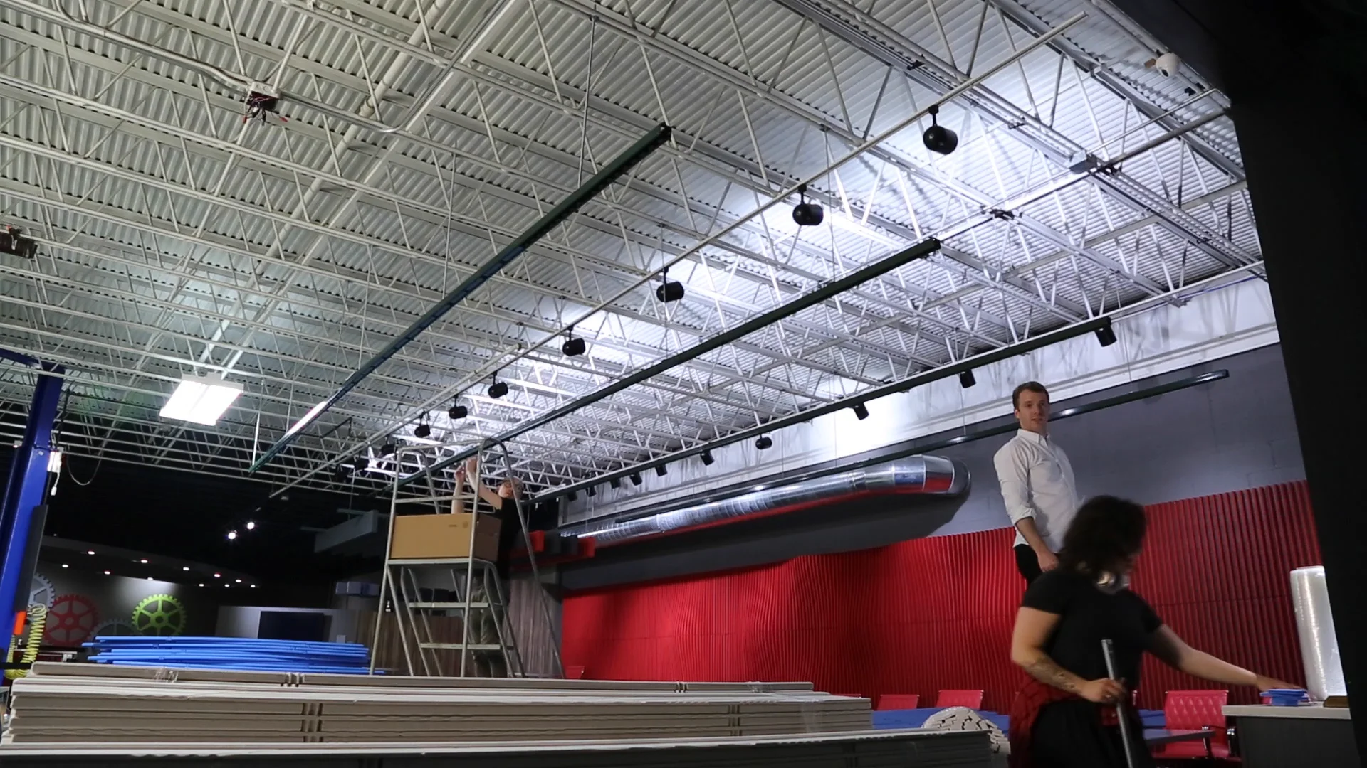 Ridge Baffle - Felt lock to Unistrut Installation