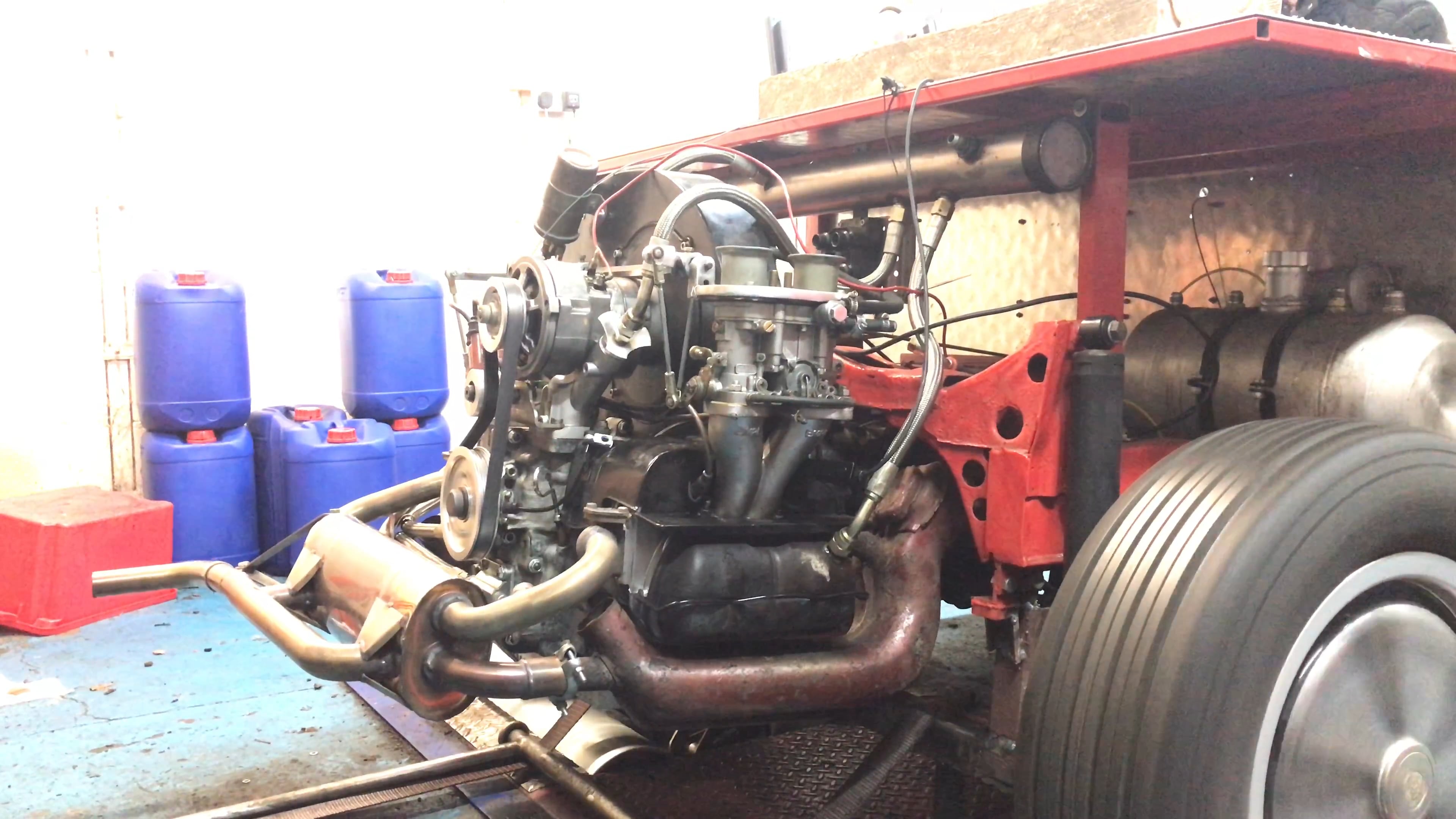 VW 1776 cc Engine on Vimeo