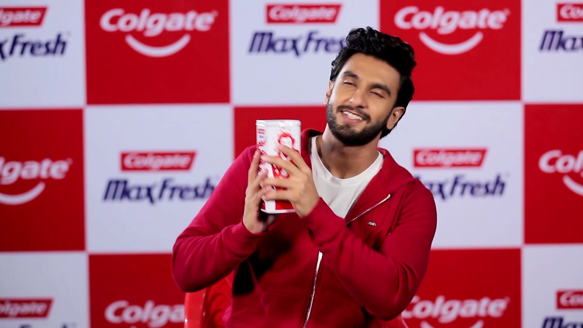Colgate Maxfresh 15 sec Digital Commercial on Vimeo