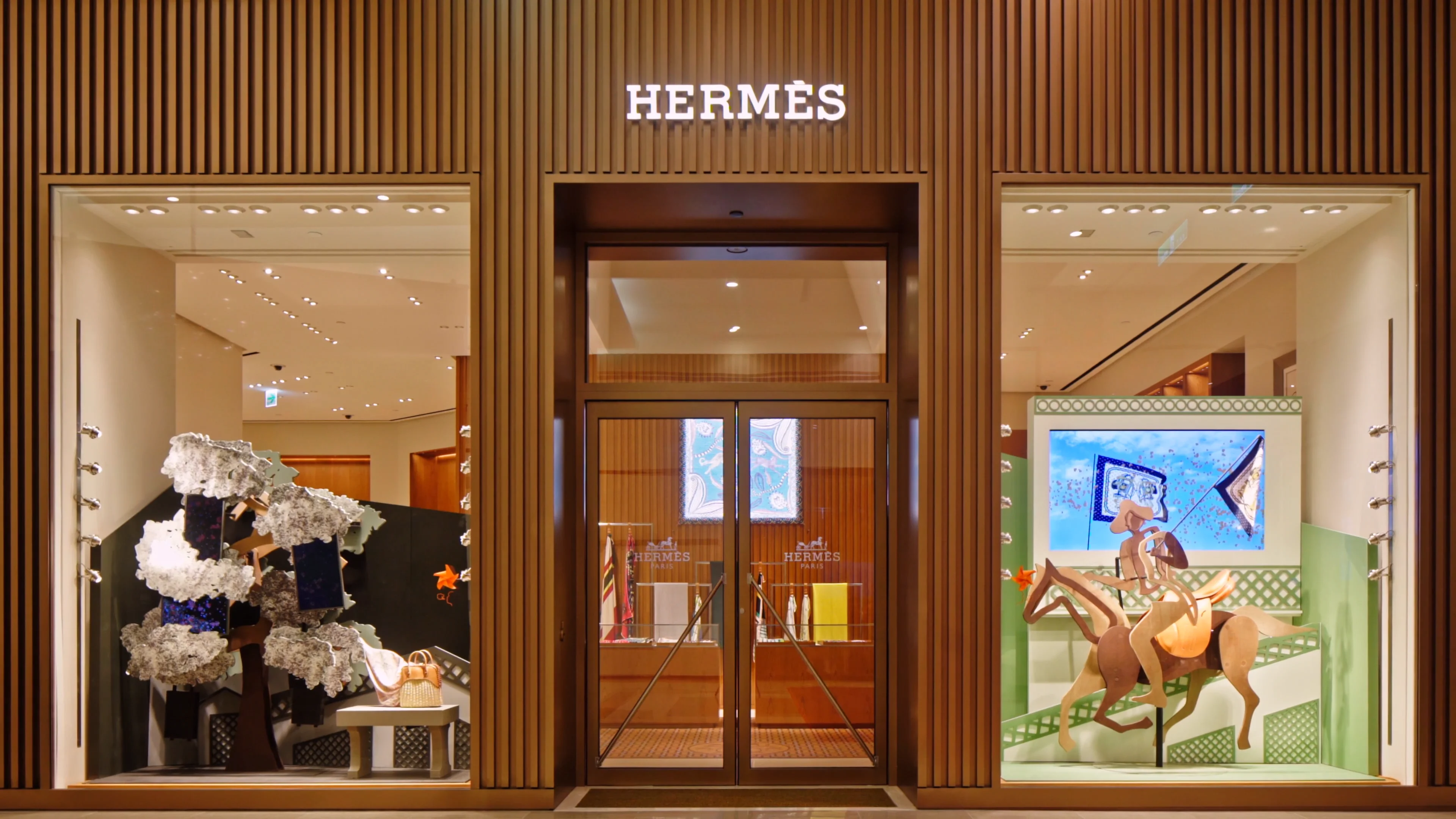 Hermes Taiwan 2017 Special Window Display on Vimeo