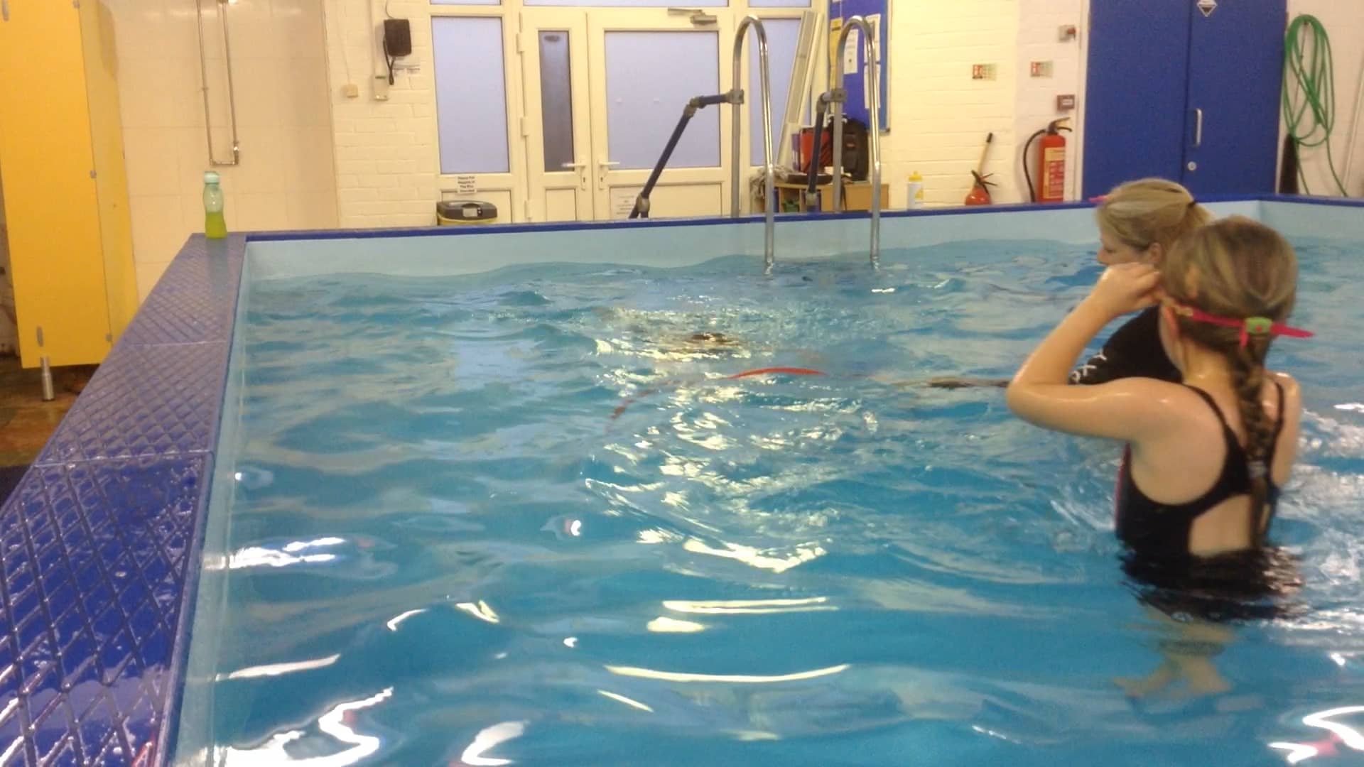 underwater swim on Vimeo