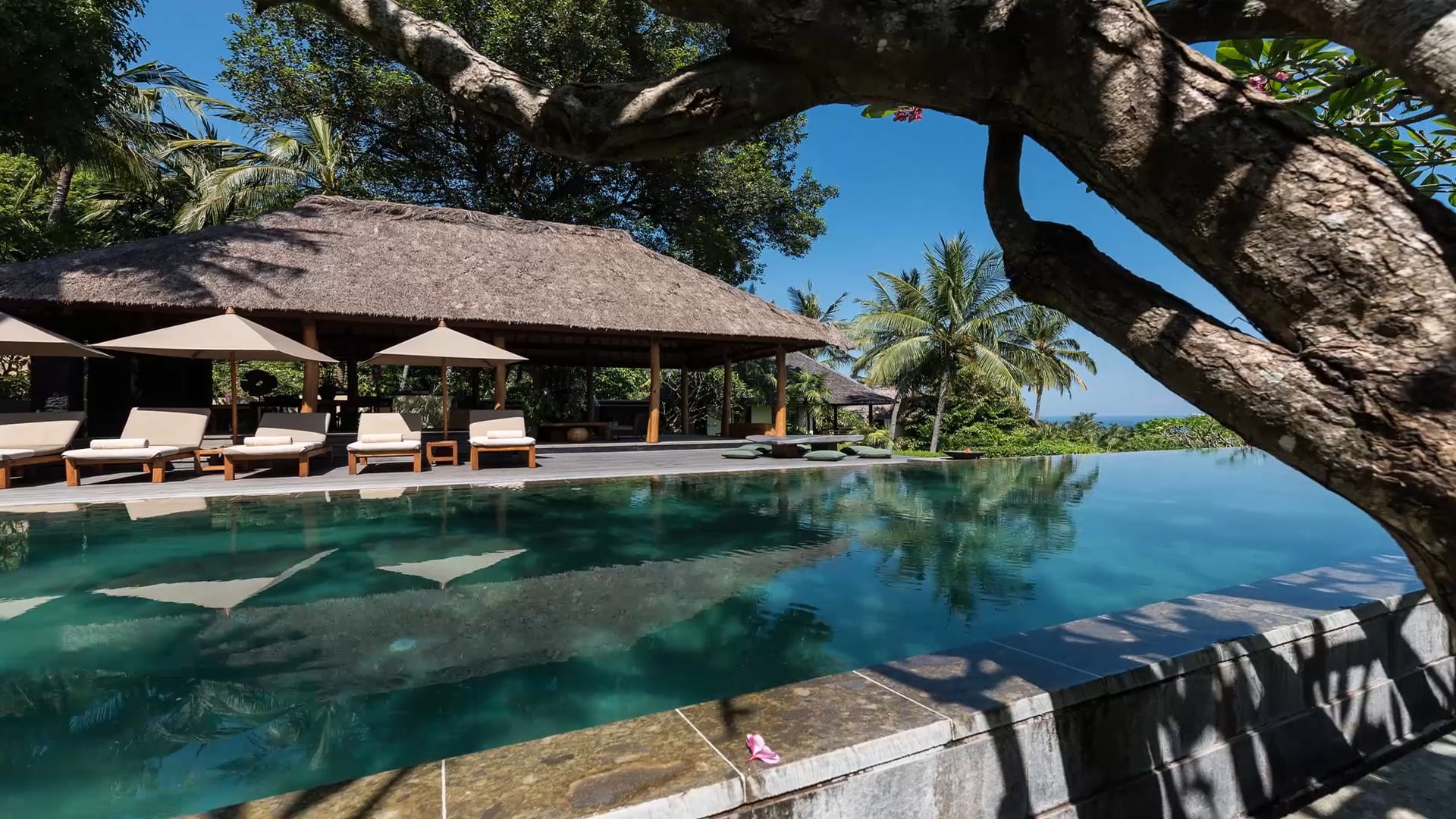 Qunci Villas Lombok - Qusia 3BR Hillside Villa on Vimeo