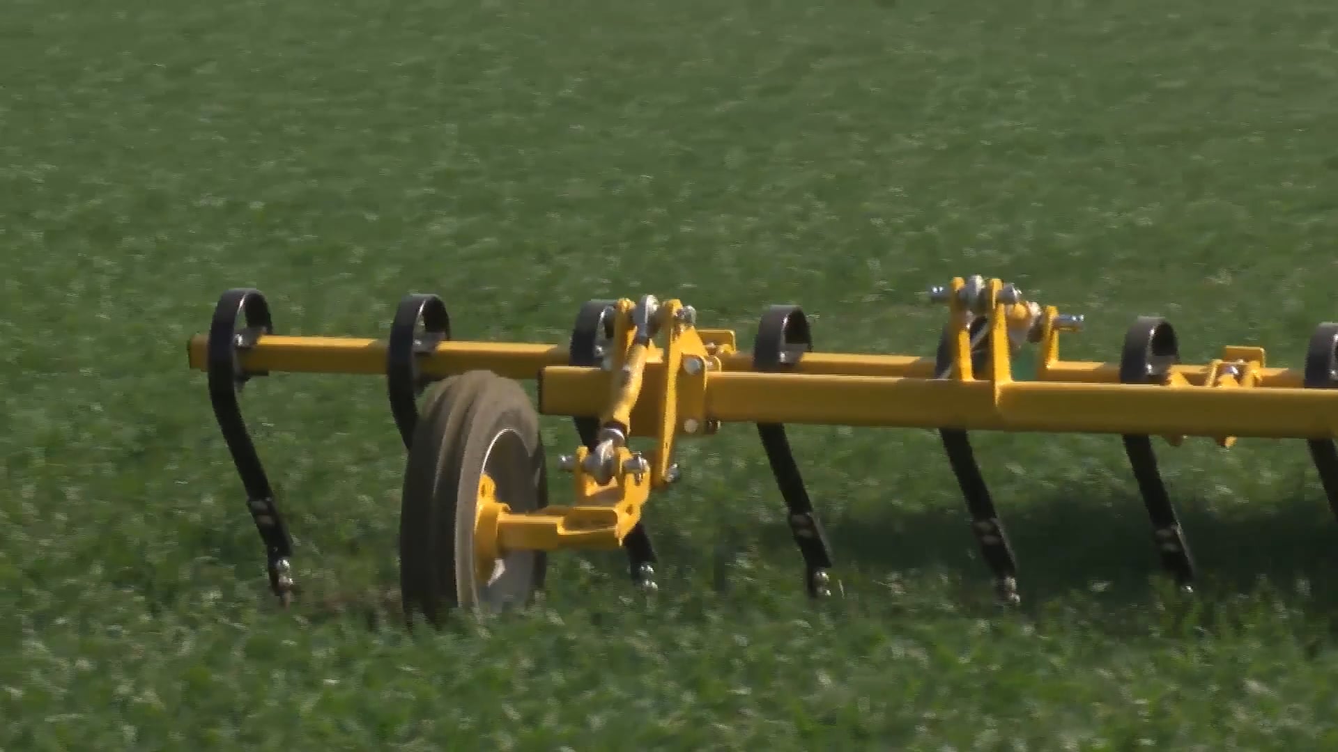 TerraBlade Inter-Row Hoe on Vimeo